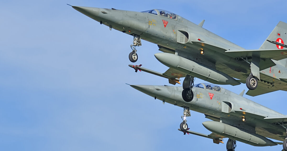 Aerospace & Defense Manufacturing – SRV Controls