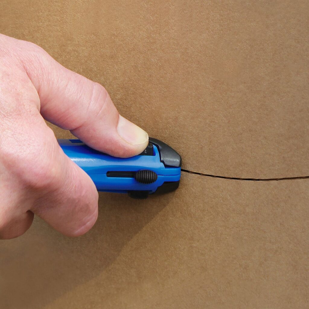 EZ4 Self-Retracting Safety Cutter w/ Plastic Guards - SRV Damage ...