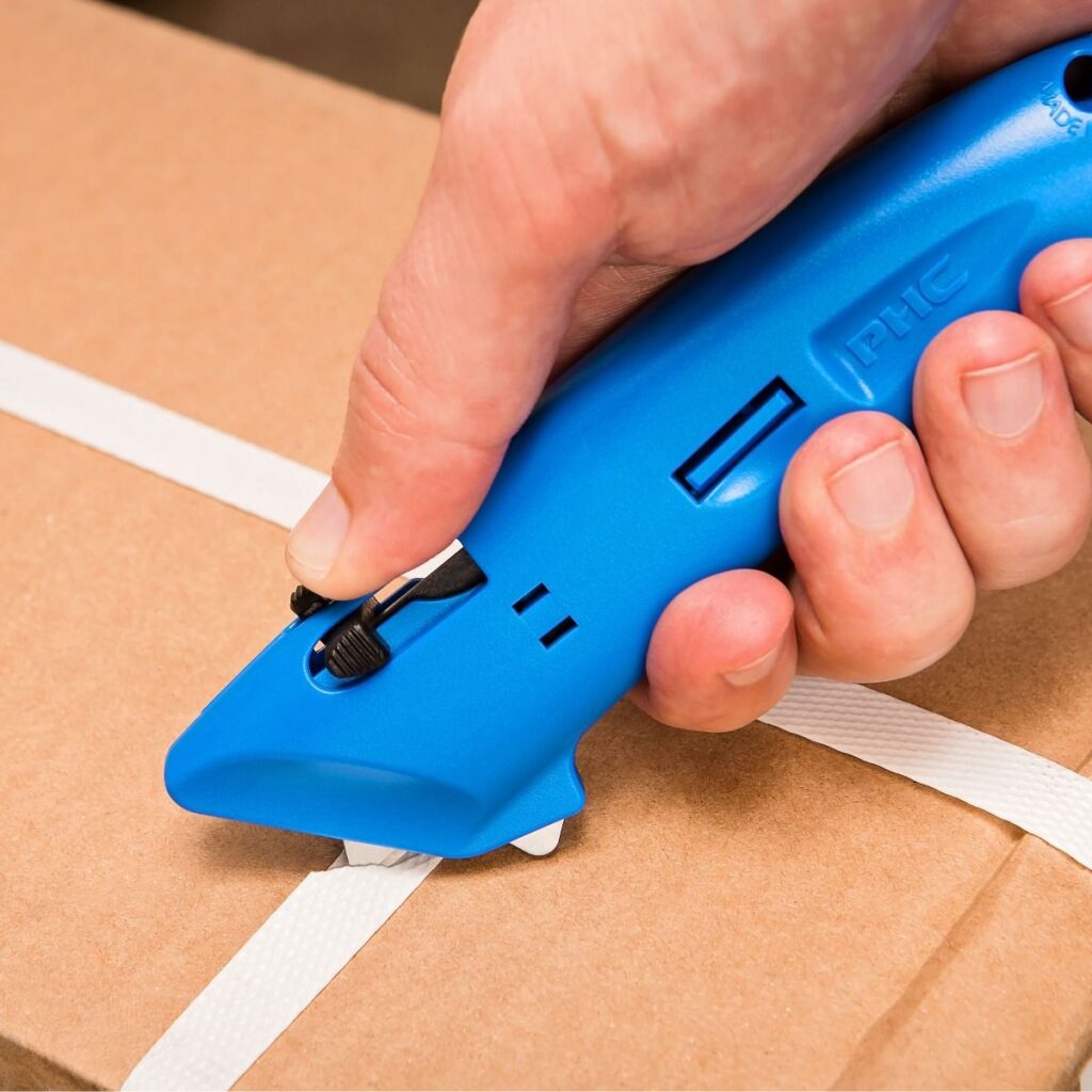 EZAR Auto Retract Safety Cutter with Tape Splitter - SRV Damage Preventions