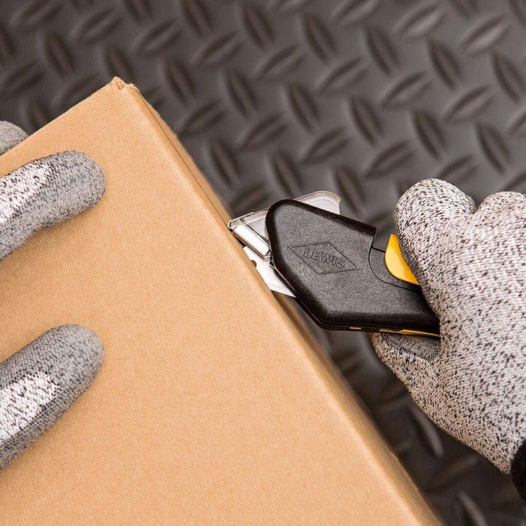 Lewis K710 Locking Safety Knife - SRV Damage Preventions